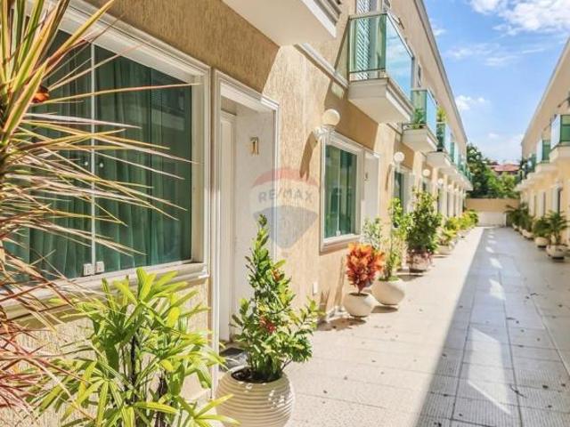 “Viva com Charme e Tranquilidade: 156m² em Condomínio Fechado no Jardim Nosso Lar”