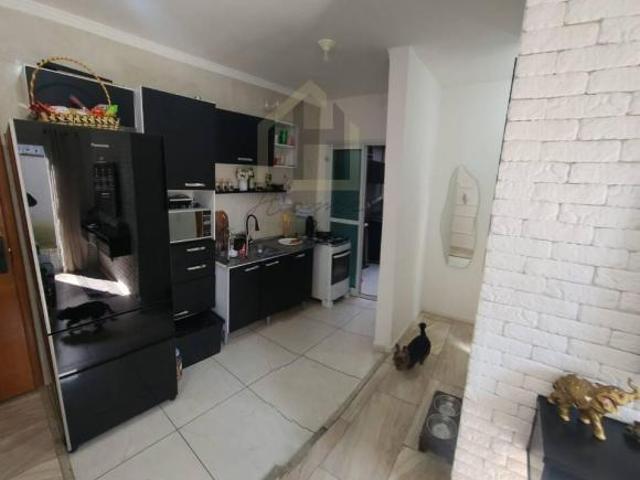 Viva com conforto e praticidade em Santo André: Apartamento de 2 quartos, 2 vagas na Vila Tibiriçá