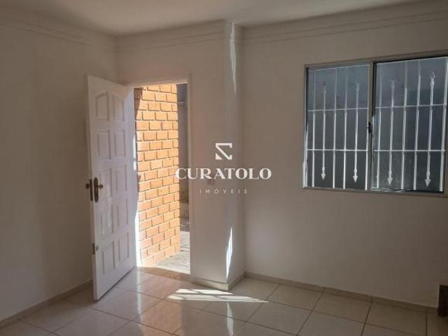 Viva com conforto em Itaquera, a 7 min do Shopping Metrô Itaquera: Casa em condomínio de 70m² com 2