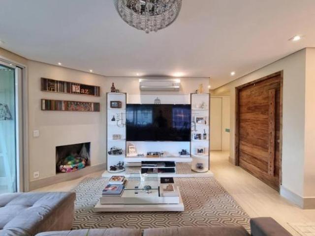 Viva com Elegância e Conforto no Coração do Campo Belo Apartamento Garden