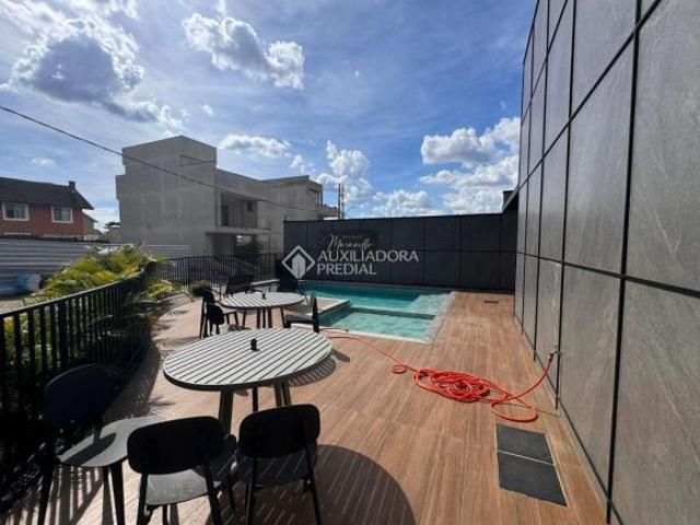 Viva com Elegância: Terreno Privilegiado em Santa Felicidade
