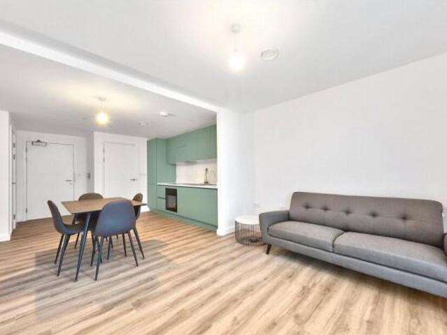 Viva Court, Kimpton Road, Luton LU2, 2 bed flat to rent, £1,475 pcm | PrimeLocation