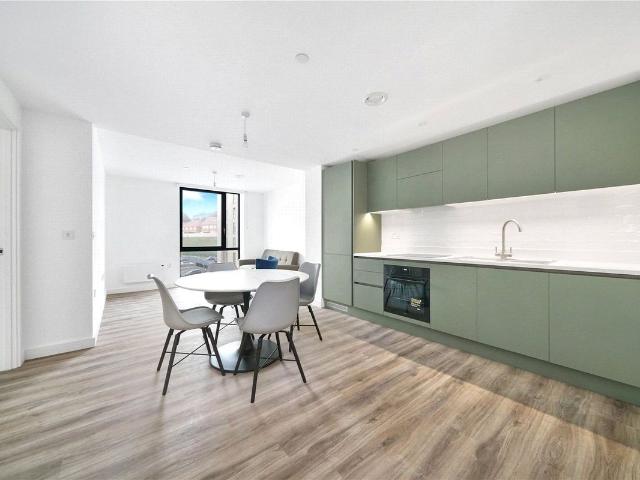 Viva Court, Kimpton Road, Luton LU2, 2 bed flat to rent, £1,550 pcm | PrimeLocation