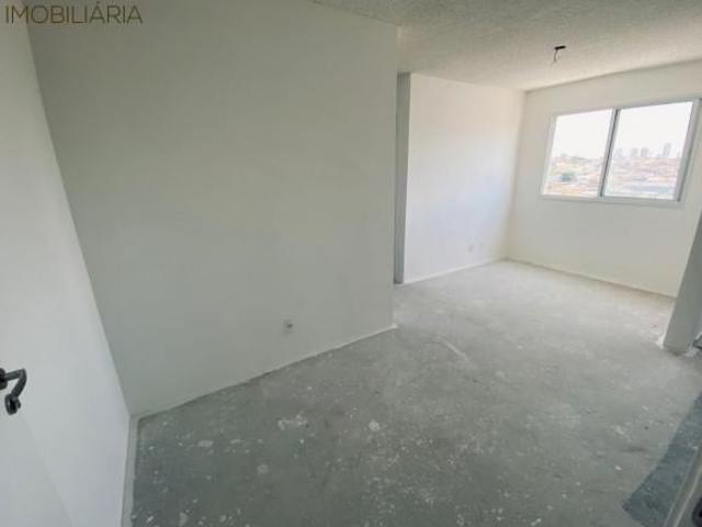 Viva em grande estilo ao lado do Metrô Apartamento à venda em São Paulo, Vila Ema: 2 quartos, 1 ba