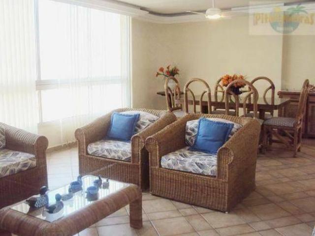 Viva entre Pitangueiras e Enseada: Amplo 3 Dorms a Passos do Mar