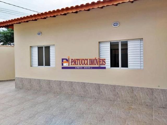 Viva Perto do Mar com Todo o Conforto que Você Merece!