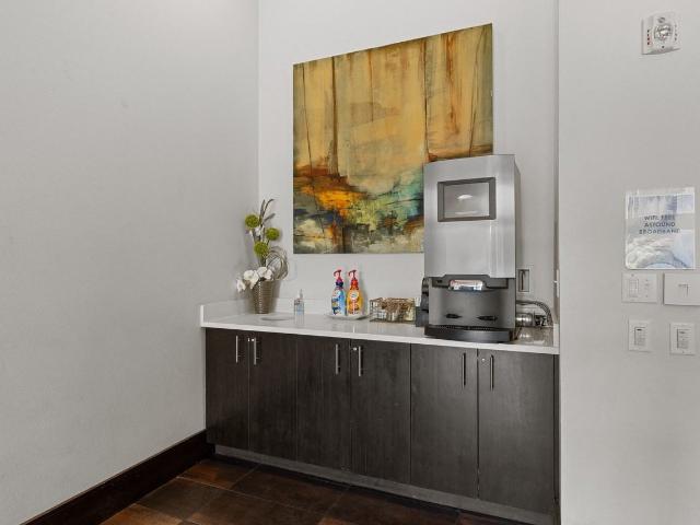 VIVA Studio Apartment for Rent at 1111 E Union St, Seattle, WA 98122 First Hill