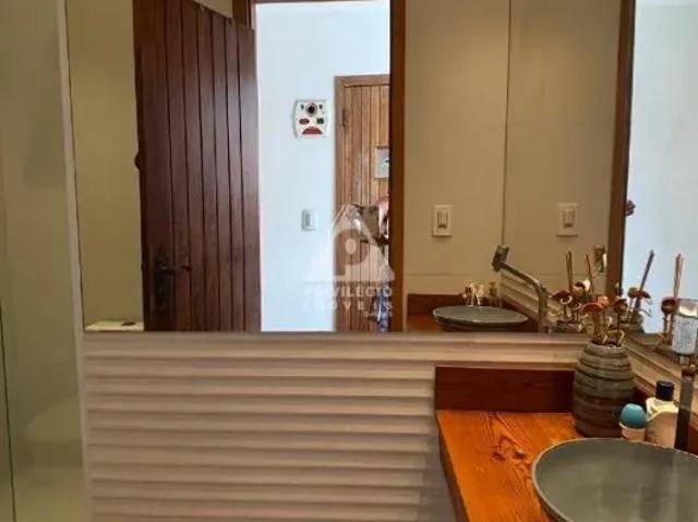 VIVENDAS DO BOSQUE na Barra da Tijuca Casa duplex com 4 quartos, 545 metros