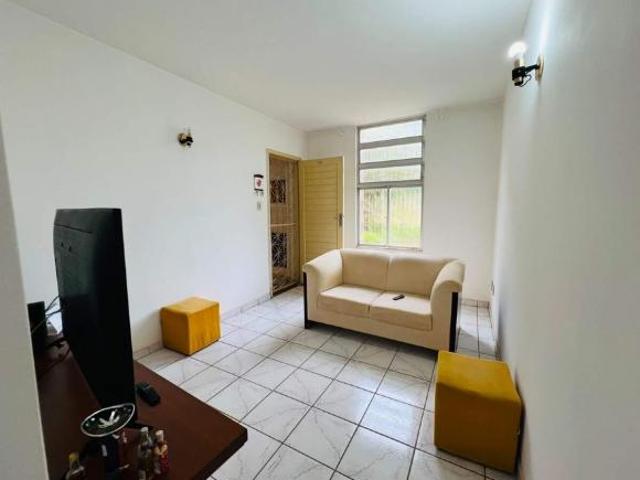 Viver na Asa Sul com a sensação de casa: Seu refúgio térreo, vazado e cercado de verde na SQS 412 6