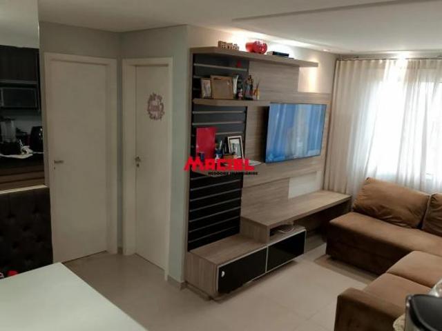 VIVER NO CORAÇÃO DO VILLA BRANCA: Apartamento Impecável no Condomínio Colinas Villa Branca!