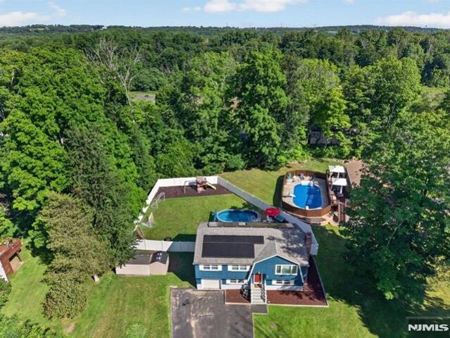 Vivian Plz, Newton, Home For Sale