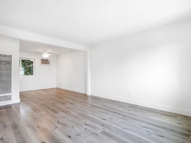 Vivleo 1 Bedroom Apartment for Rent at 9100 Tuolumne Dr, La Riviera, CA 95826 Larchmont Riviera