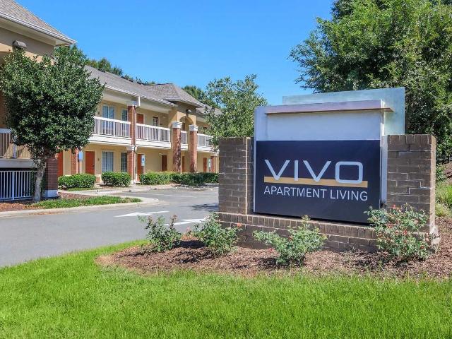 Vivo Living Ivy Creek Studio Apartment for Rent at 1920 Ivy Creek Blvd, Durham, NC 27707