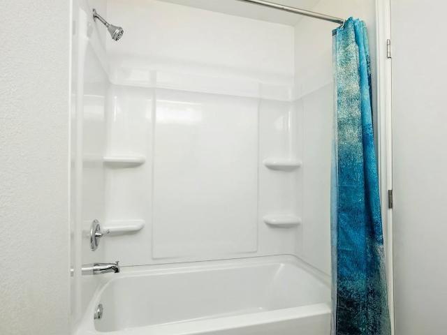 Vivo Living North Woods Studio Apartment for Rent at 3531 Wake Forest Rd, Raleigh, NC 27609