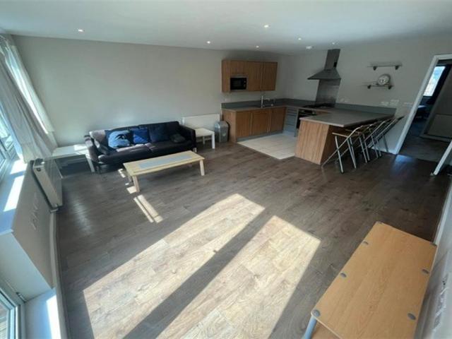 Vizion7, London N7 Energy Rating B 2 bed flat to rent £3,000 pcm £692 pw