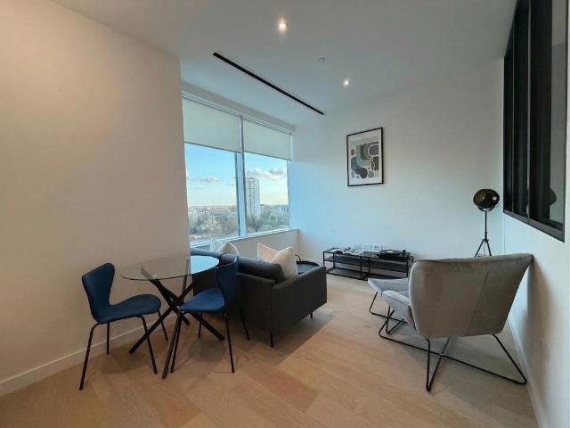 Vonder Parkside, Great West Road TW8 1 bed apartment to rent £1,825 pcm £421 pw