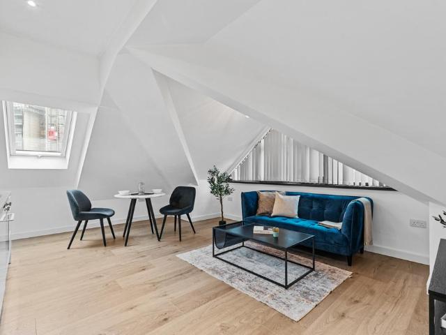 Vonder Village, Riverbank Way TW8 1 bed apartment to rent £1,680 pcm £388 pw