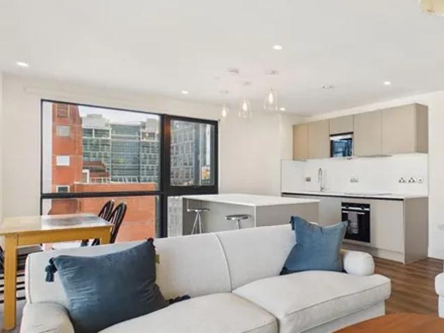 Vodafone, 61 71 Cornwall Street, Park Central, B3 2EE, United Kingdom | 2 bed apartment for rent #166328705 | Rentberry