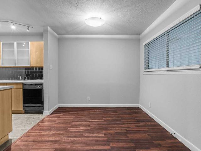 Volume 1 Bedroom Apartment for Rent at 2604 Manor Rd, Austin, TX 78722 Upper Boggy Creek