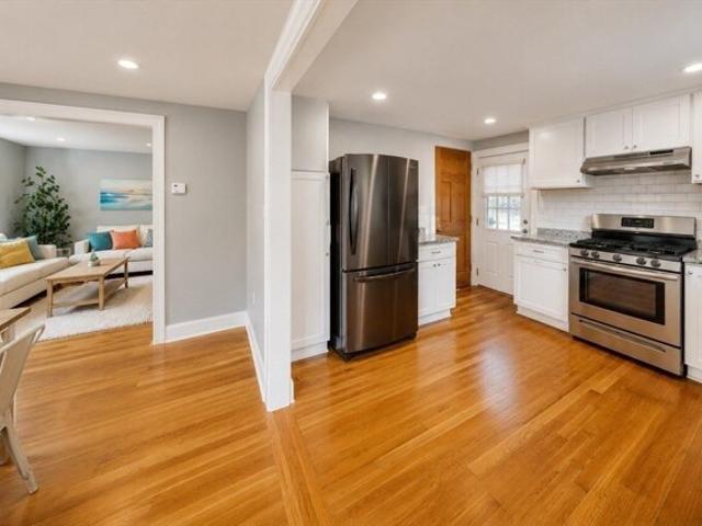 Volusia Rd, Hingham, Home For Sale