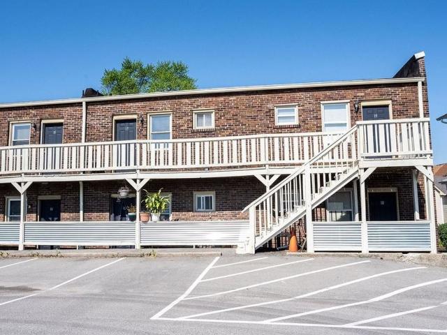 Volrath 2 Bedroom Apartment for Rent at 118 E Palmer St, Indianapolis, IN 46225 Near Southside