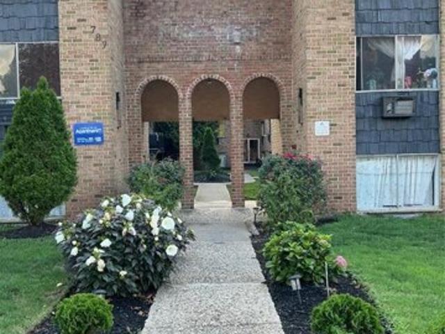Vose Ave Apt C, Orange, Condo For Sale