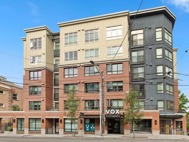 Vox Studio Apartment for Rent at 1527 15th Ave, Seattle, WA 98122 Broadway