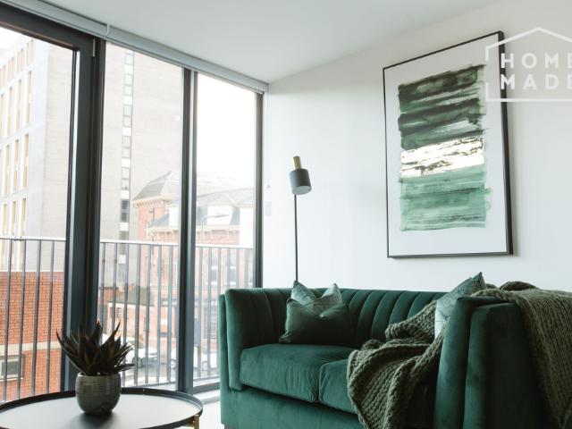 Vox, Trentham Street, M15 1 bed flat to rent £1,220 pcm £282 pw