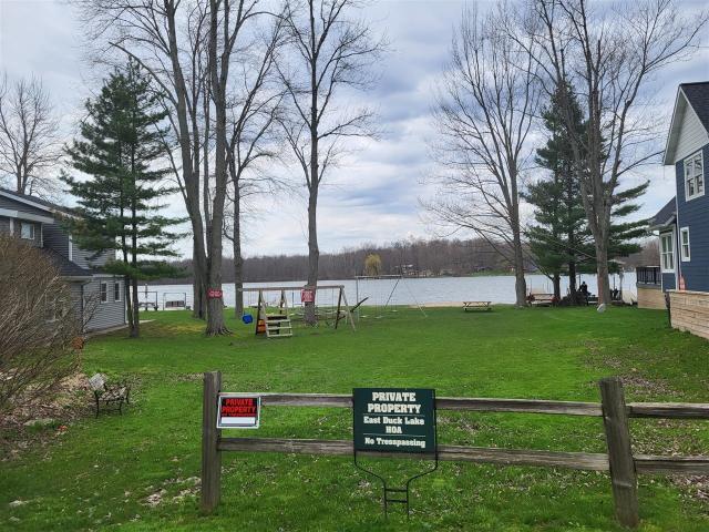 V/L 45 E Peterson Drive