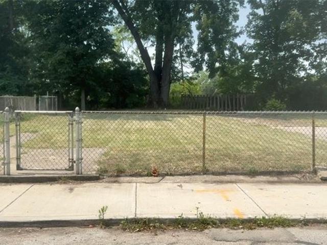 V/L 2566 W 27th St, Cleveland, OH 44113