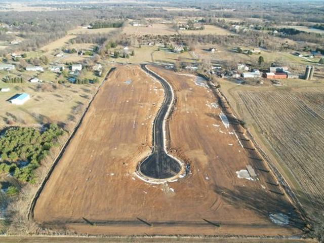 Vl Congressional Ln Unit 18, Grass Lake, MI 49240