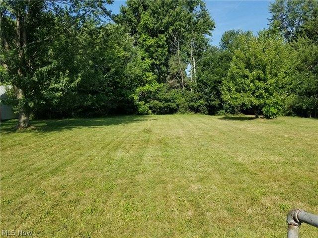 V/L Howell St, Sheffield Lake, OH 44054