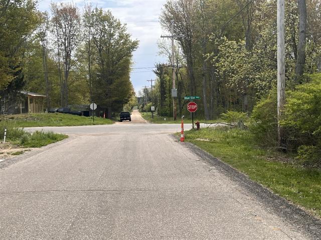 V/L Lakeview Avenue