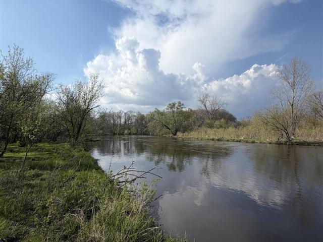 V/L S River Road