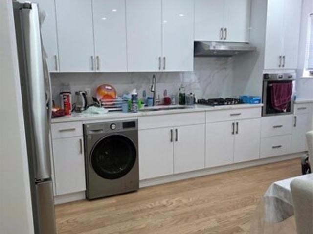 Vleigh Pl Unit B, Kew Gardens Hills, Property For Sale