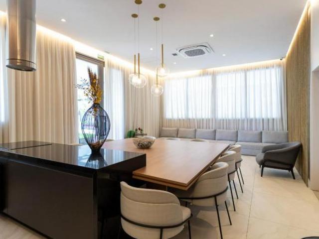 VLLFJ 250 Apto theremaxcollection 9HOSX