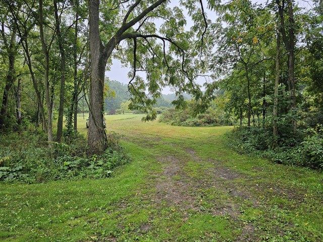 Vrooman Rd, Jackson, MI 49201