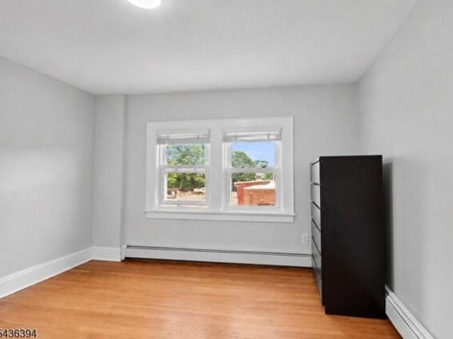 Vreeland Ave, Clifton, Home For Sale