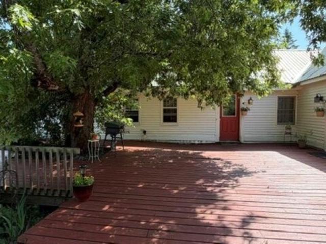 Vt Rd, Hyde Park, Home For Sale