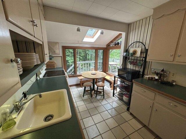 Vtrt S, Jamaica, Home For Sale