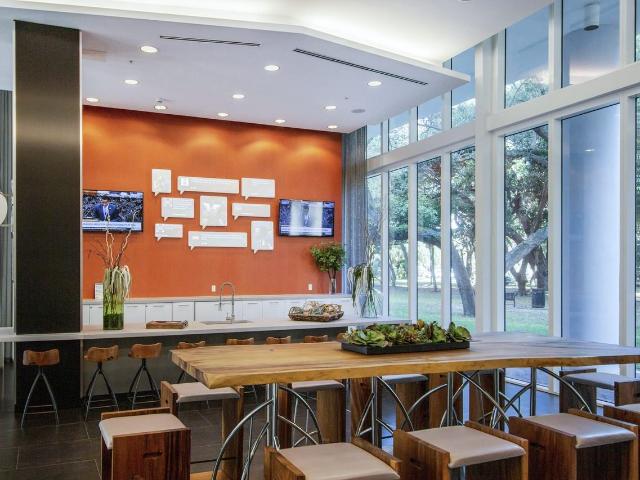 Vu New River 1 Bedroom Apartment for Rent at 510 Se 5th Ave, Fort Lauderdale, FL 33301
