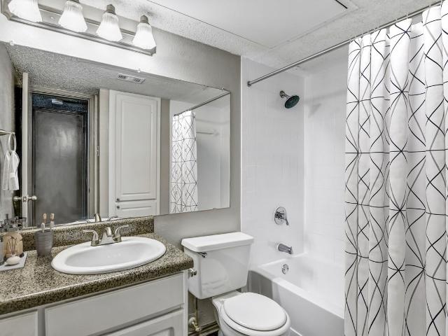 Vue at Knoll Trail Apartments 1 Bedroom Apartment for Rent at 15678 Knoll Trail Dr, Dallas, TX 75248 Willow Falls
