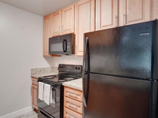Vue at Lake Murray Apartments 2 Bedroom Apartment for Rent at 6867 Golfcrest Dr, San Diego, CA 92119 Lake Murray