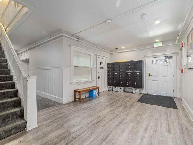 Vue De Lac Apartments Studio Apartment for Rent at 1600 3rd Ave, Oakland, CA 94606 Merritt
