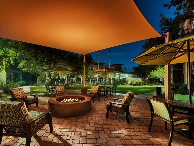 Vue Park West 2 Bedroom Apartment for Rent at 9680 W Northern Ave, Peoria, AZ 85345