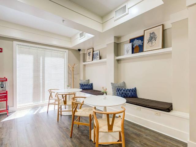Vue Park West 2 Bedroom Apartment for Rent at 9680 W Northern Ave, Peoria, AZ 85345
