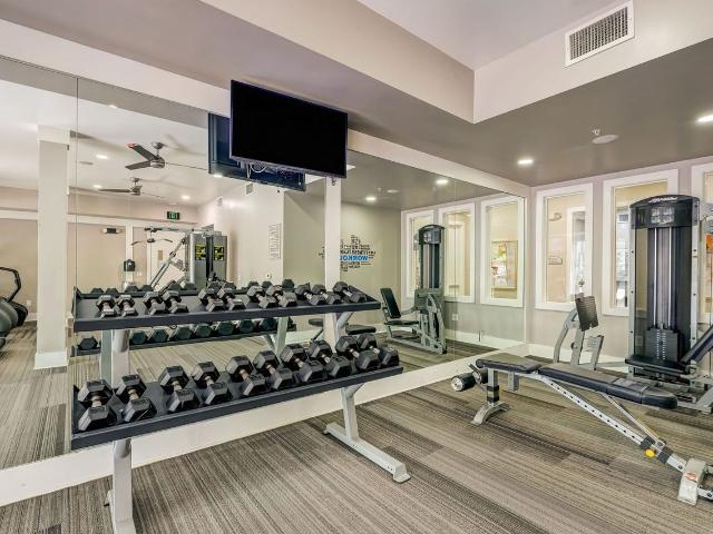 Vue Park West 2 Bedroom Apartment for Rent at 9680 W Northern Ave, Peoria, AZ 85345