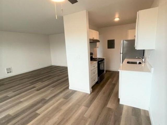 Vuemont 1 Bedroom Apartment for Rent at 351 Vuemont Pl Ne, Renton, WA 98056