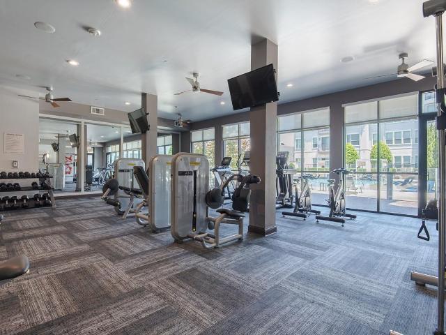 VV&M Apartments 1 Bedroom Apartment for Rent at 5225 Verde Valley Ln, Dallas, TX 75254