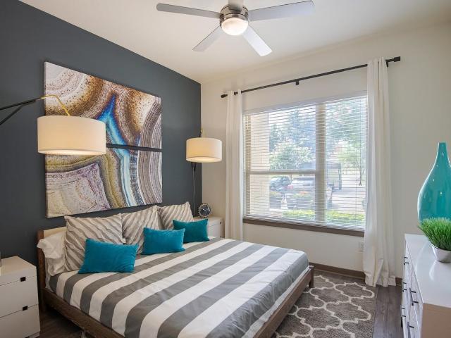 VV&M Apartments 2 Bedroom Apartment for Rent at 5225 Verde Valley Ln, Dallas, TX 75254